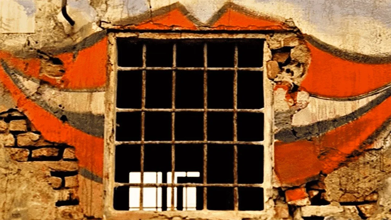 The House with Laughing Windows - Horror d'Elite